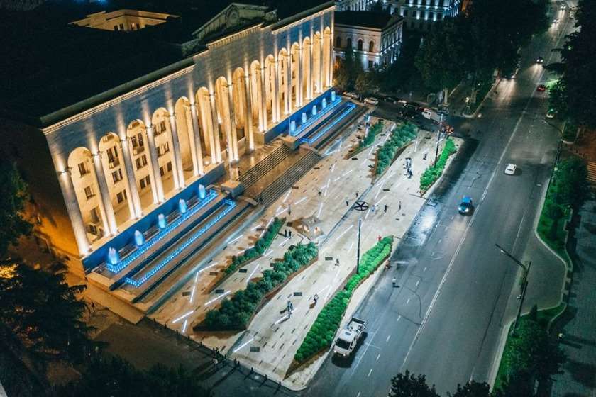 პარლამენტის მიმდებარე ტერიტორიის რეაბილიტაცია დასრულდა | imedinews