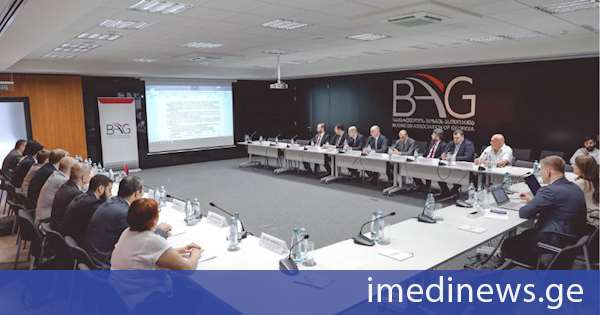 საქართველოს რკინიგზის დელეგაცია სომხეთის რკინიგზის ხელმძღვანელ პირებს ...